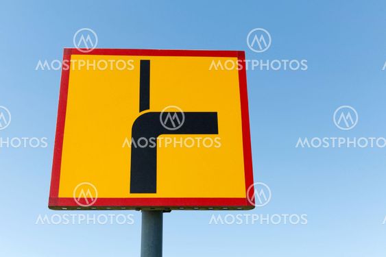 " Huvudled genom kurvan" av Michael Erhardsson - Mostphotos