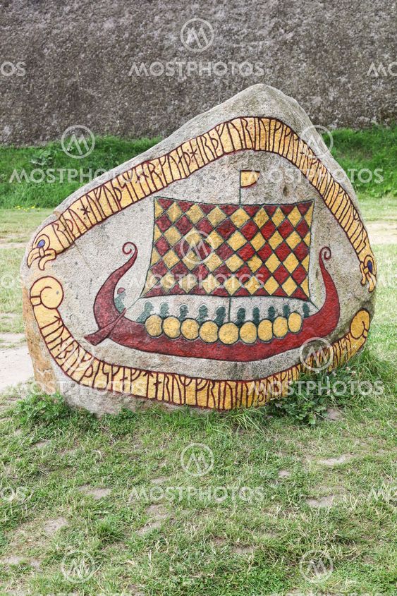 "Runestone at Bork viking ha..." fra Eric Dufour - Mostphotos