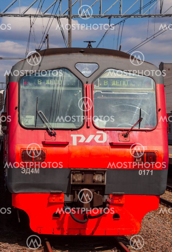 "Head wagon of the ED4M elec..." by Oleg Elagin - Mostphotos