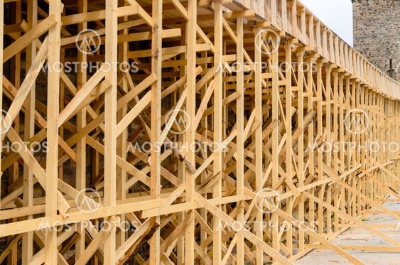 "Wooden Scaffolding on Exter..." by Oleg Mikhaylov - Mostphotos