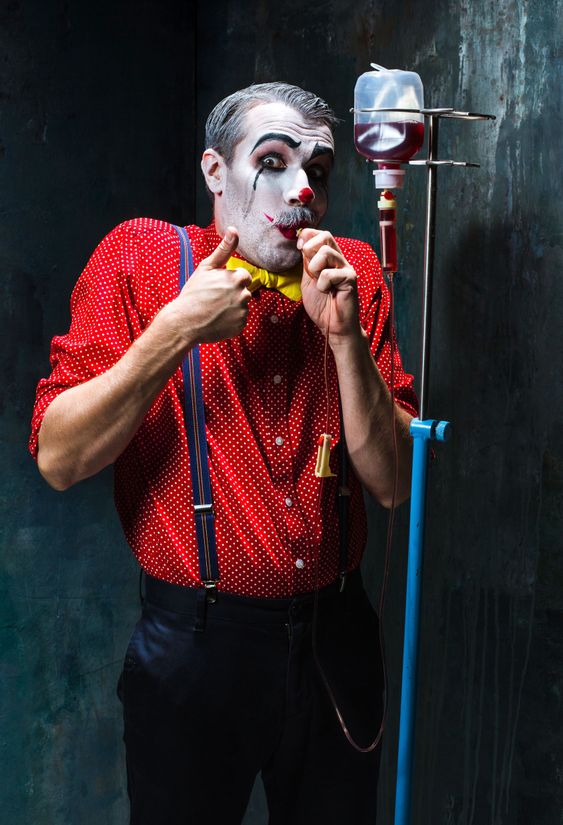 "The scary clown and drip wi..." by Volodymyr Melnyk - Mostphotos