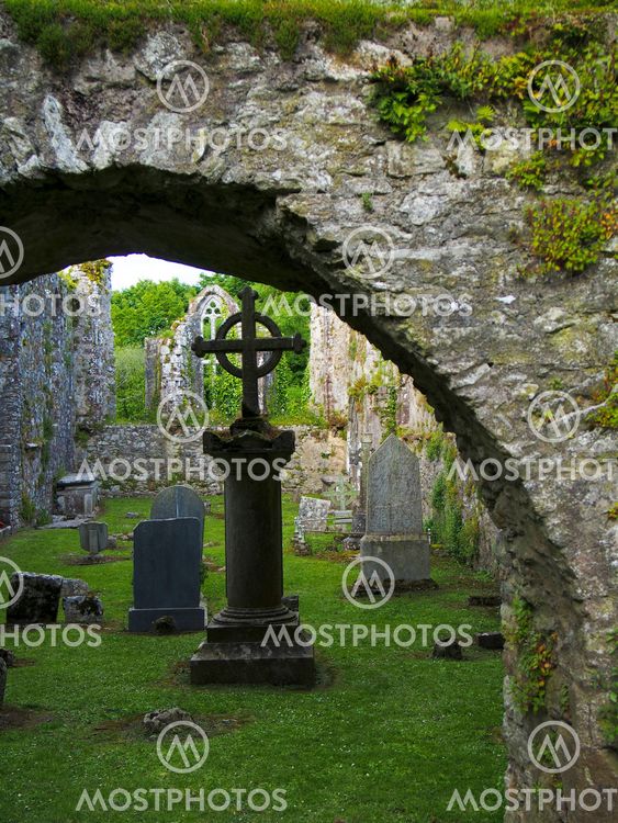 "Old Irish Cemetery" by Nikki Gensert - Mostphotos