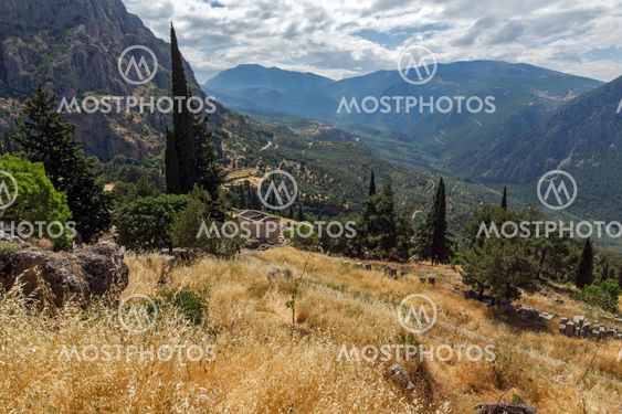 "Amazing Panorama of Amphith..." av stoyanh - Mostphotos