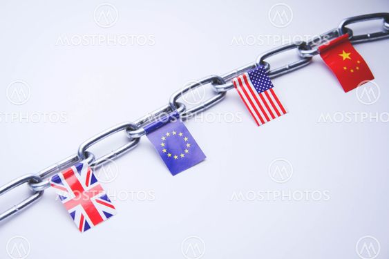 "Country flags on a chain. S..." af Aleksey Krukovskiy - Mostphotos