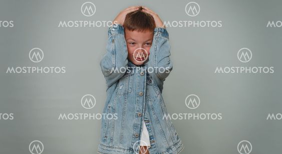 "Scared fearful depressed bo..." by User_96416 - Mostphotos