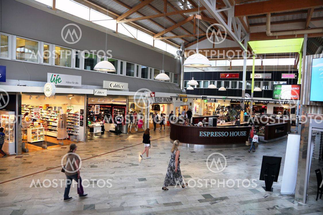 "HANINGE CENTRUM" by Johan Bjurer - Mostphotos