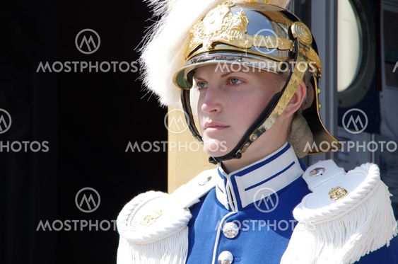 "The Swedish Royal Guards at..." by yaitza - Mostphotos