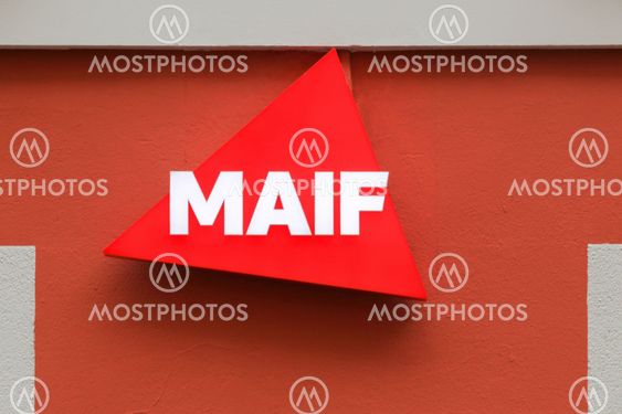 "MAIF logo on a wall" av Eric Dufour - Mostphotos