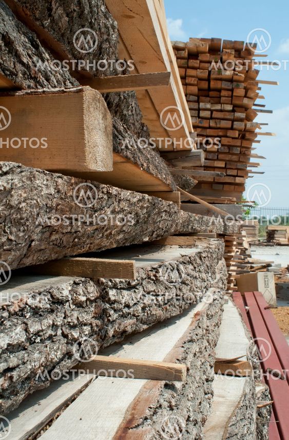 "Timmer. Plankor och balkar" av Deyan Georgiev - Mostphotos