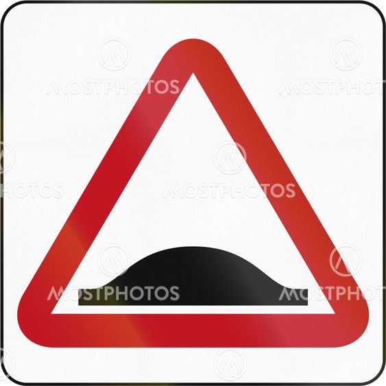 "Bruneian Speed Bump Sign" av Johannes Hansen - Mostphotos