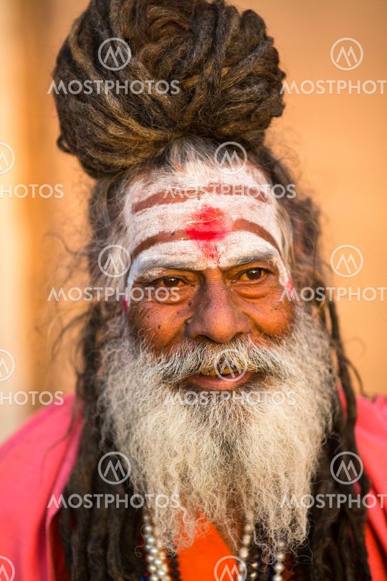 "Sadhu (holy man) on the gha..." by berkut - Mostphotos